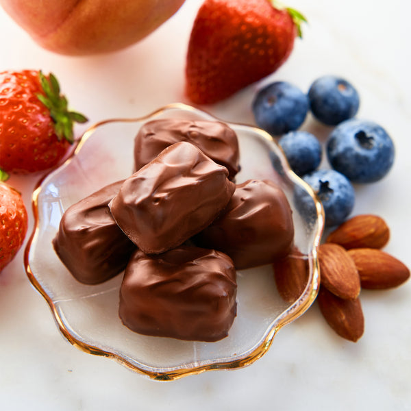 7.5oz Chocolate-Dipped Fruit Delights